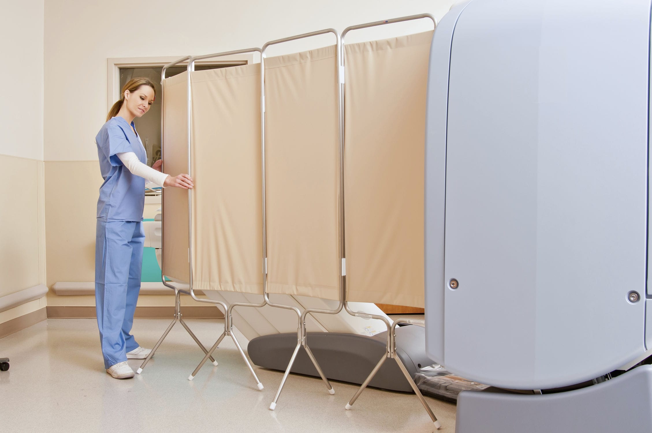 Paravent médical fixe - 3740 - Winco Mfg., LLC - pliable / 4 panneaux ...