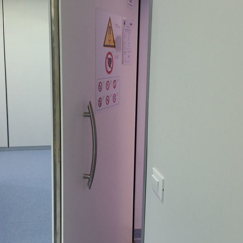 Porte à blindage RF - ITEL Telecomunicazioni - d'isolation / d'hôpital ...