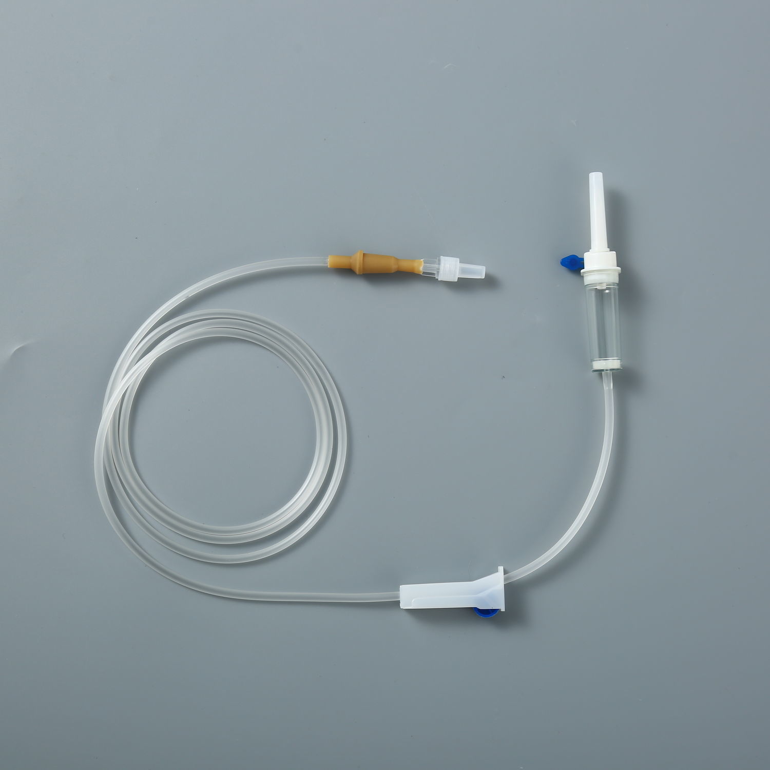 Set de perfusion PVC - Rongbo Medical - avec chambre compte-gouttes
