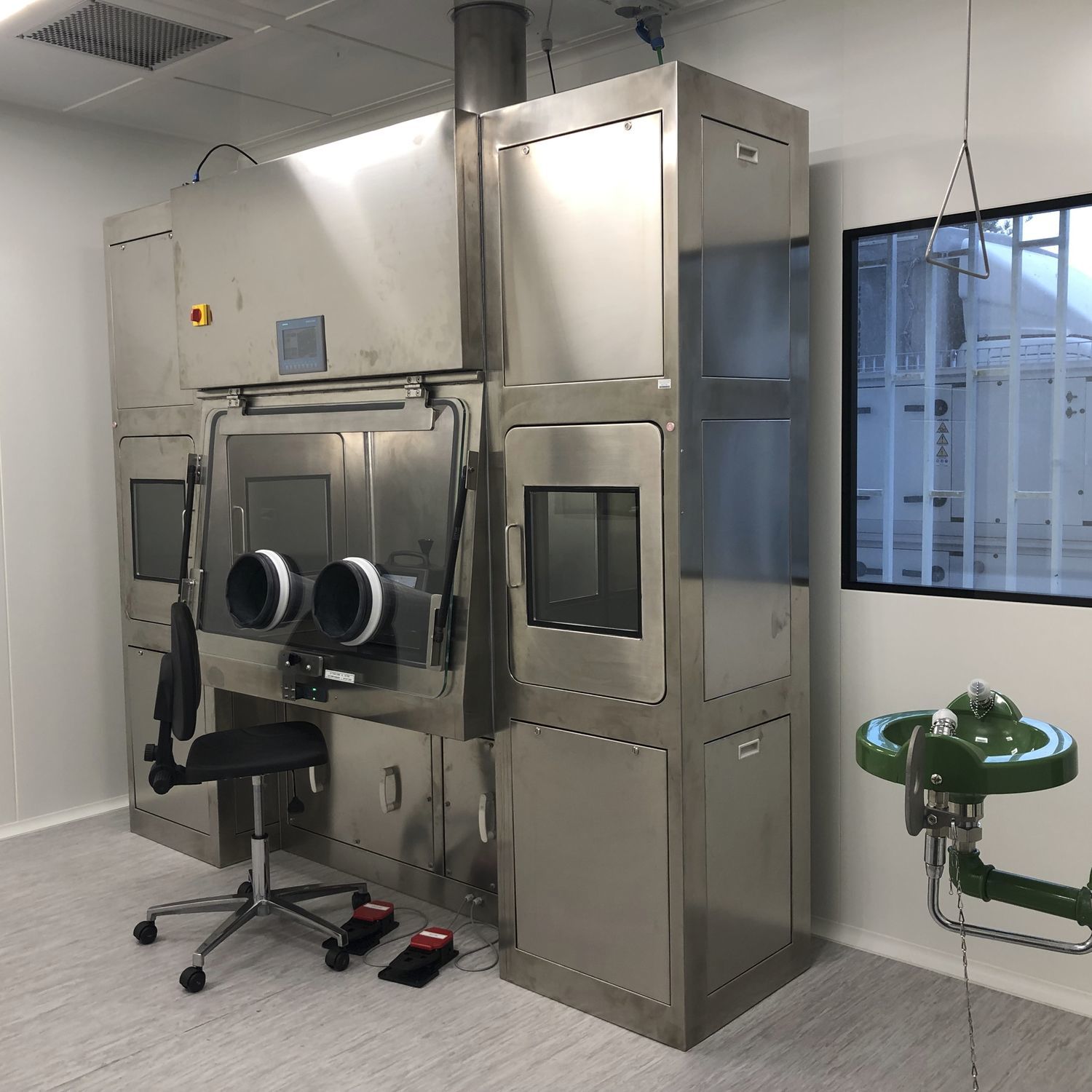 Isolateur classe III - GLOVE BOX - Phamm Engineering - pour la ...