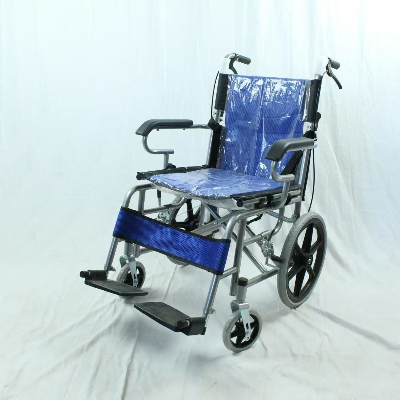 Fauteuil roulant manuel - LeadThink Medical Equipment Co.,Ltd. - d ...