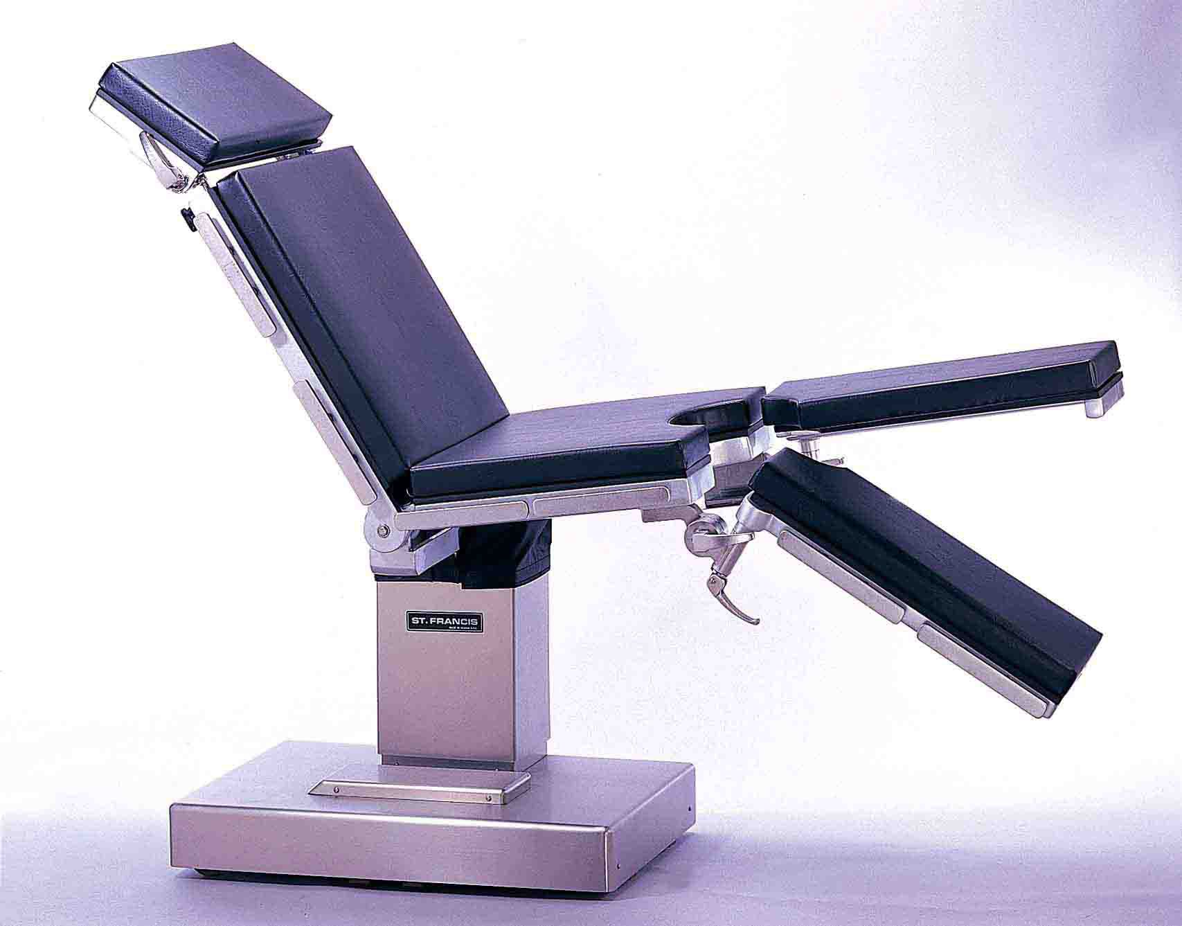 Table d'opération universelle - OT-2000 - St. Francis Medical Equipment ...
