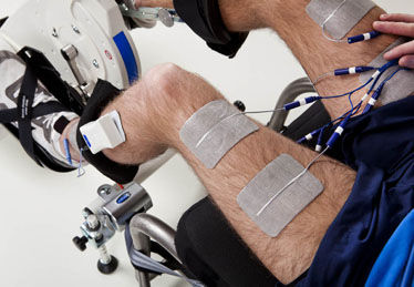 Pédalier d'exercice jambes - RT300-SL - Restorative Therapies - assis