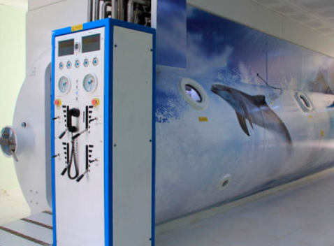 Chambre d'oxygénothérapie hyperbare - OMEGA 12 - Barotech - multiplace